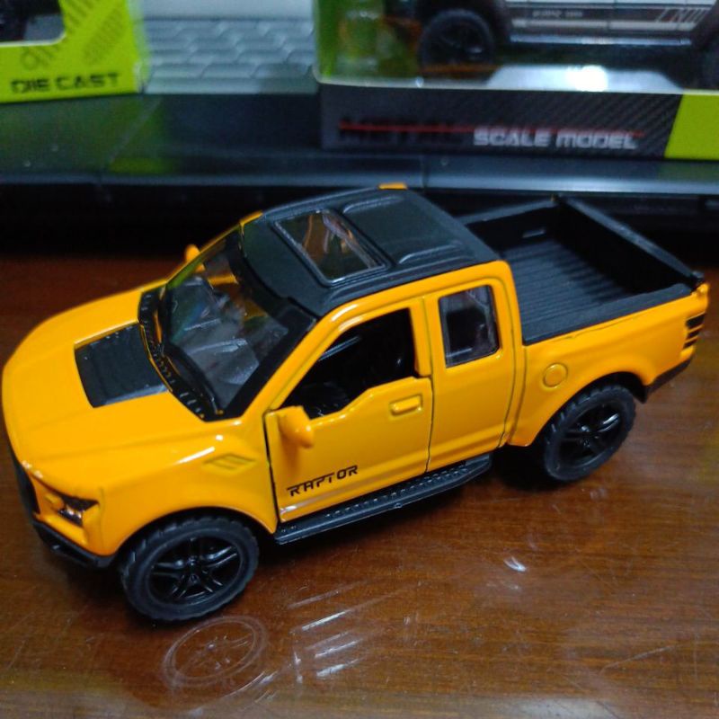 Diecast Ford ranger Raptor (Yellow) 1:72 | Shopee Philippines