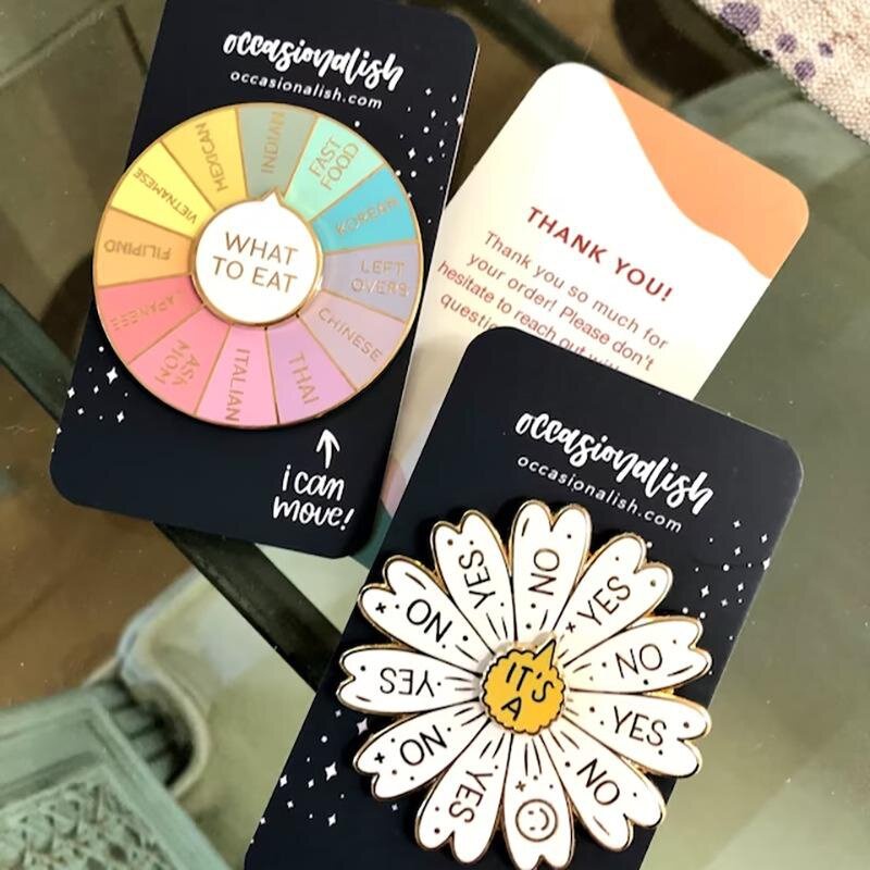 What To Eat Turntable Rotating Brooch Daisy Enamel Pin Design Sense ...