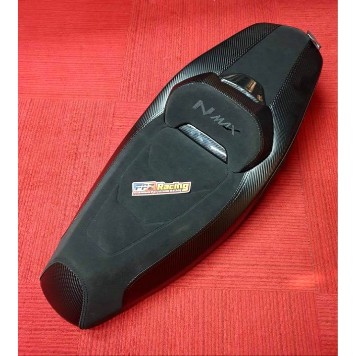 OPTION 1 LUXURY CAMELBACK CARBON SEAT ASSEMBLY - NMAX V1/V2, AEROX V1/V2 | Shopee Philippines