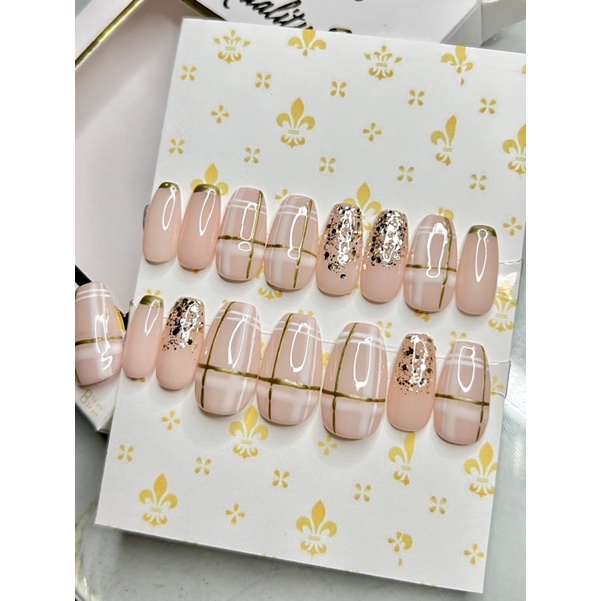 Prime Nails Premium Plaid • Salon Quality & Reusable Press on Nails ...
