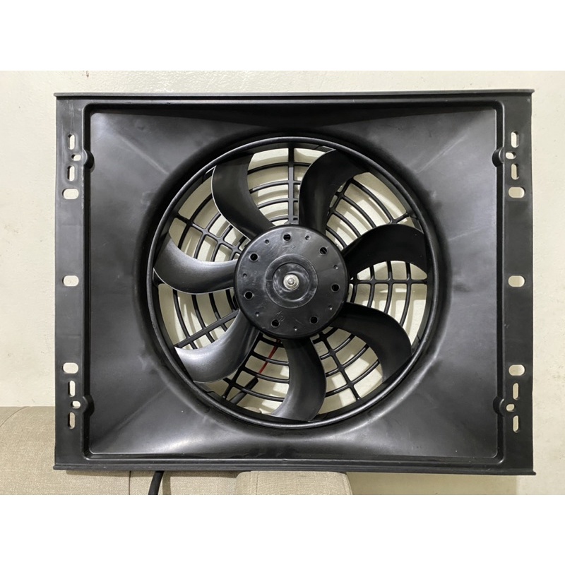 Auxiliary Fan Bus 14x18 12Volts And 24 Volts With Shroud (Buga ...