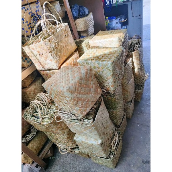 8x9x8 inches (WxLxH) Native/Tampipi Bayong Bag - Available onhand - CiL ...