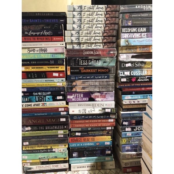 RANDOM BOOK (READ DESCRIPTION) | Shopee Philippines