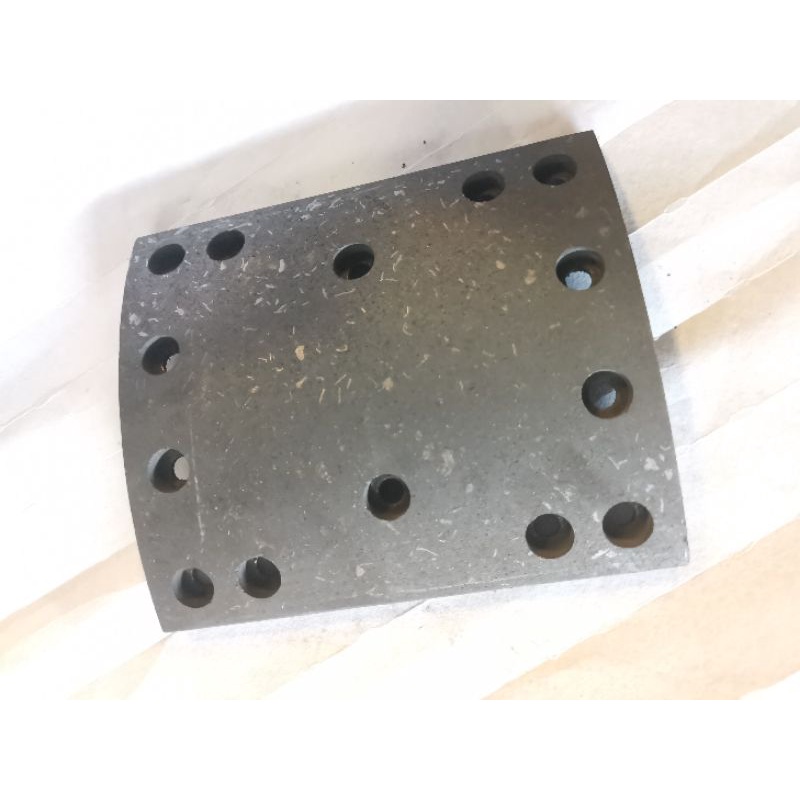 WG9231342068 42069 HOWO 14 holes brake lining REAR 371 A7 | Shopee ...