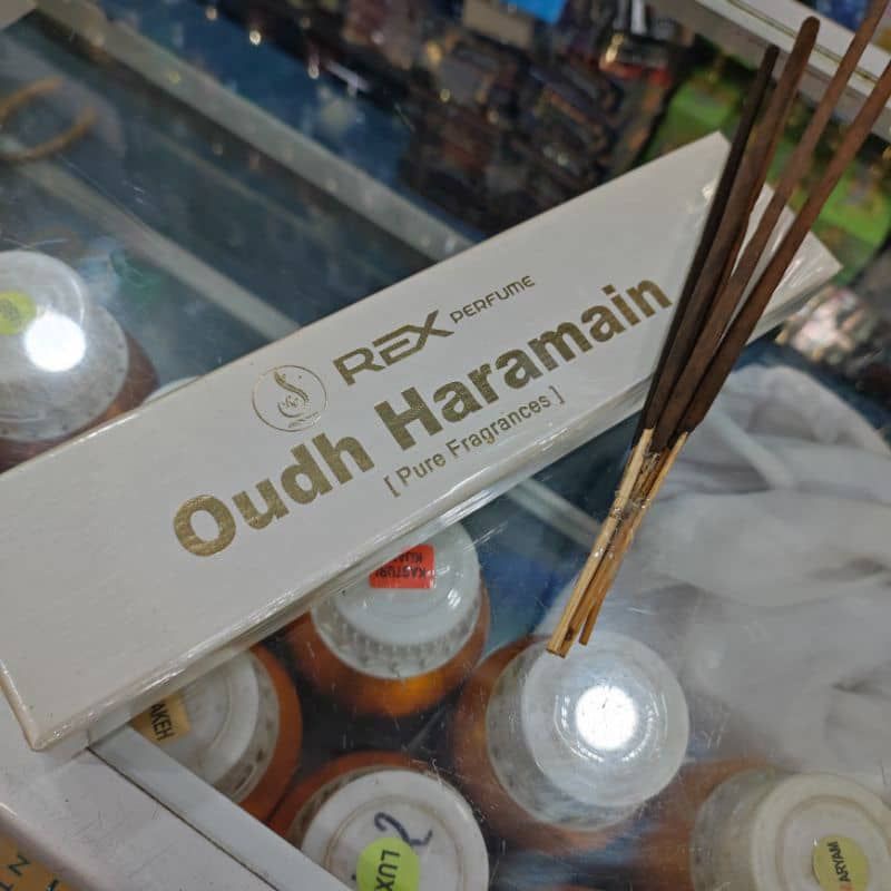 BUKHOOR GAHARU OUD STICK CAMBODI AGARWOOD 1 BOX DALAM 20 Stick | Shopee ...
