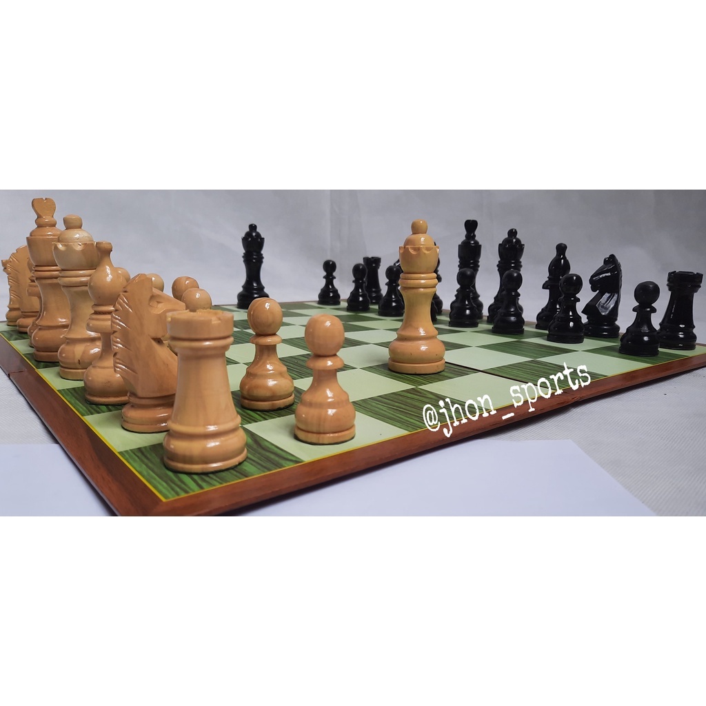 HIJAU KAYU Jumbo Wooden Chess Package + 4 Green Fiber Folding Chess ...