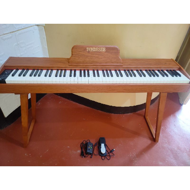 Tondesee 88-keys fully weighted hammer keyboard digital piano ( 1 year ...