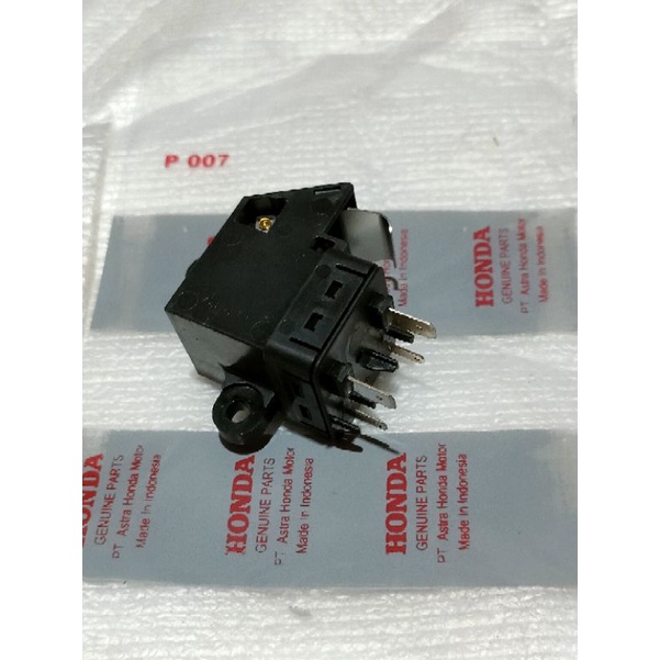 Brake switch automatic left rear brake switch pcx 150 pcx 160 | Shopee ...