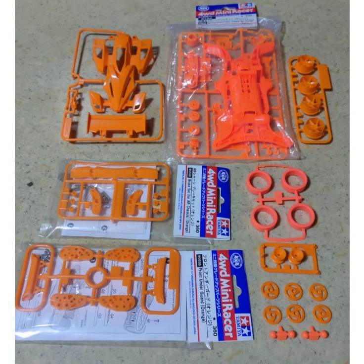 Tamiya AR chassis Orange set with Graha Tamiya Cyclone Magnum orange ...