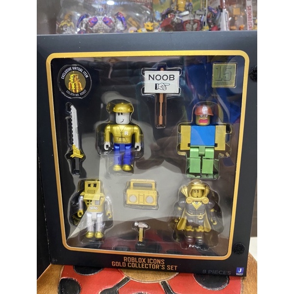 Roblox Action Collection - 15th Anniversary Roblox Icons Gold Collector ...