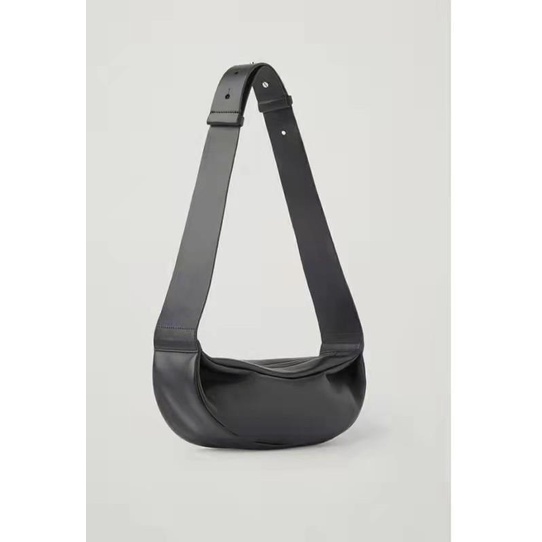 2022 new niche cos bag sheepskin dumpling bag wide shoulder strap ...
