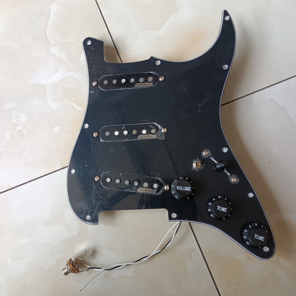SSS Prewired Strat Pickguard Set Multifunction Switch Black Wilkinson ...