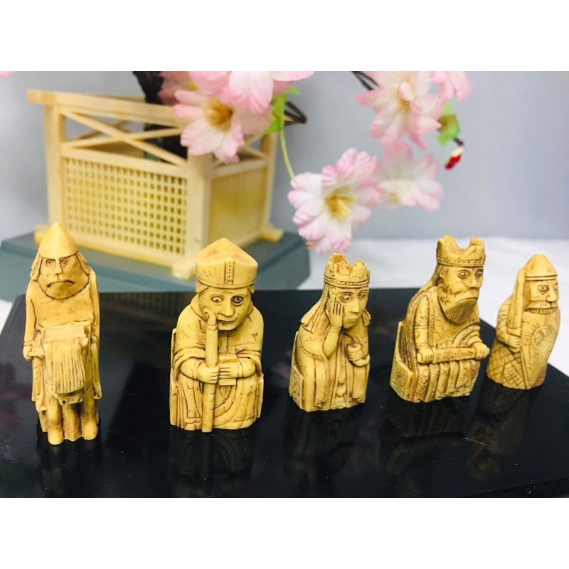 THE LEWIS CHESSMEN Set of 5 Figures Rare Collection | Shopee Philippines