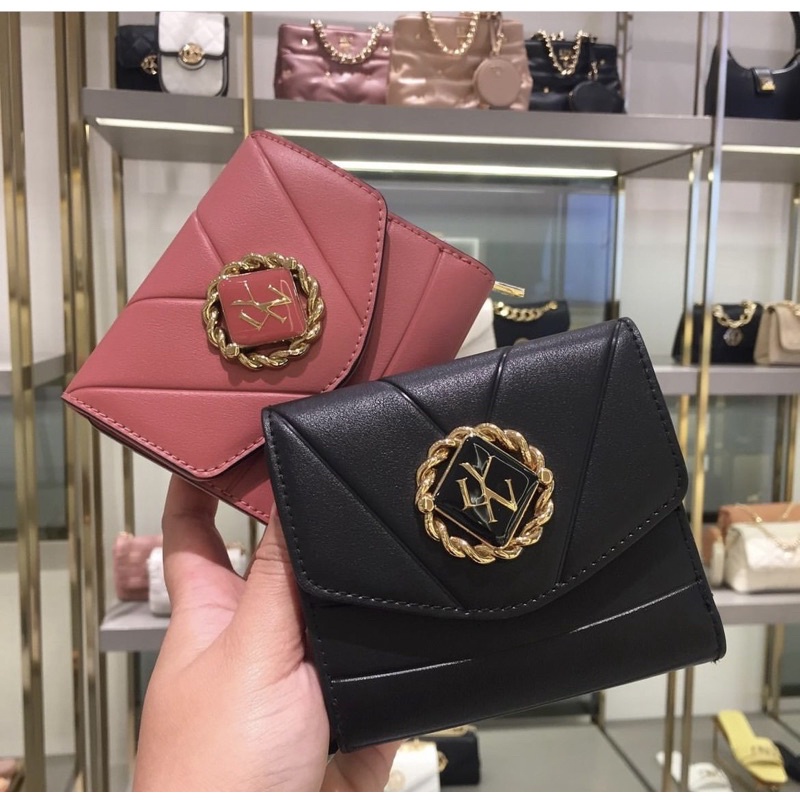 LYN Outlet Short Wallet Pub. | Shopee Philippines