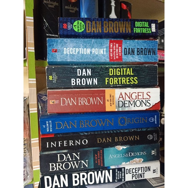 DAN BROWN books SOFTCOVER Pre-owned | Shopee Philippines