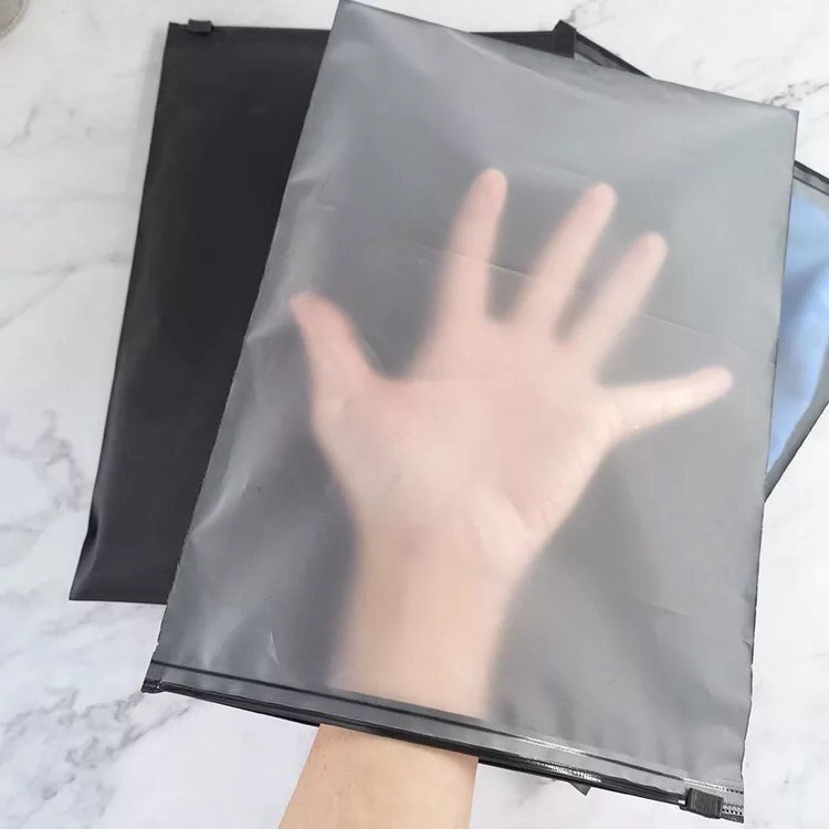 Frosted And Matte Black Zipperlock Clothing Packaging Makapal