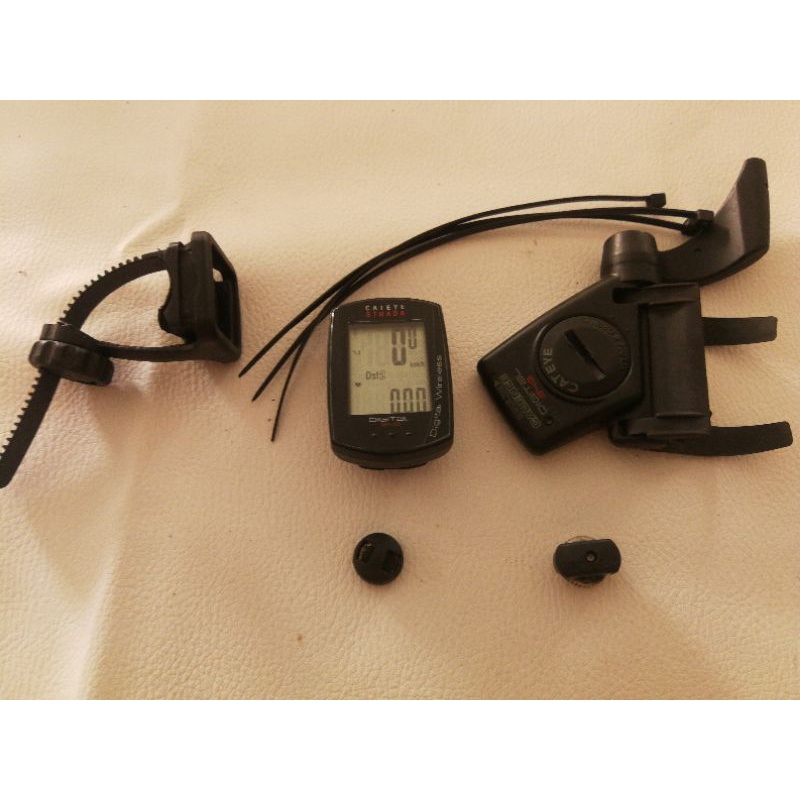 Cateye Strada Digital Double wireless w/ Cadence Bicycle Speedometer ...
