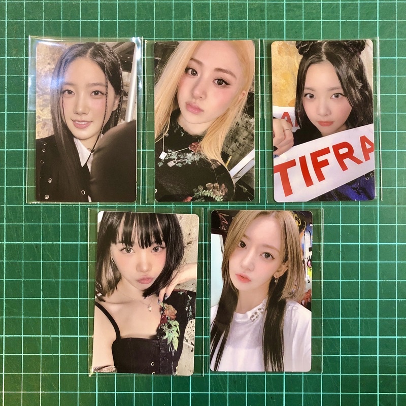 Le SSERAFIM - Antifragile Photobook Ver. Benefit Photocard PC WEVERSE ...