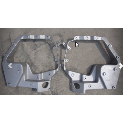 AZ9925720002 1PC HEADLIGHT BRACKET RIGHT HOWO A7 | Shopee Philippines