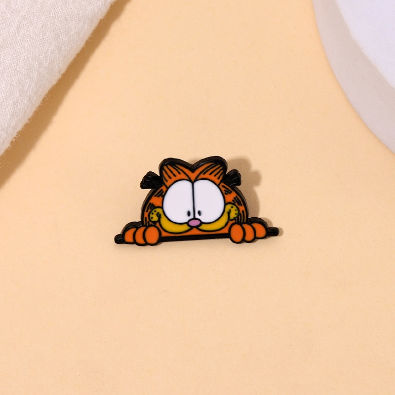 Cute Animation Garfield Cat Enamel Lapel Pins Badge Cat Brooches ...