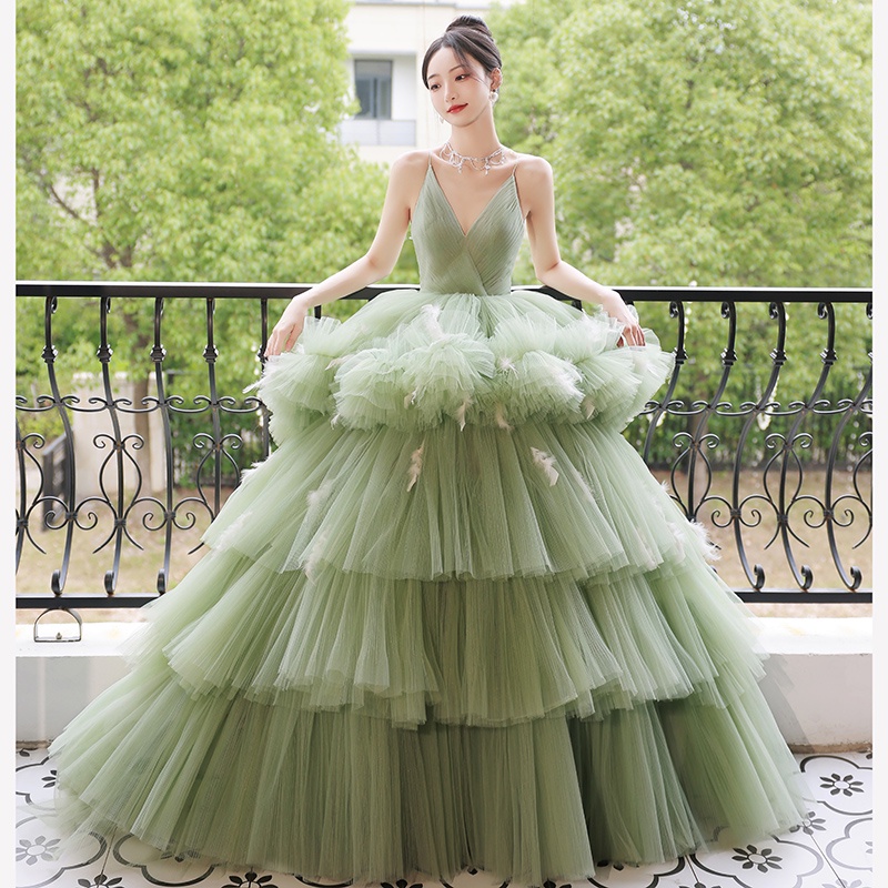 Green suspender evening dress gown banquet dress host fairy tail dress ...