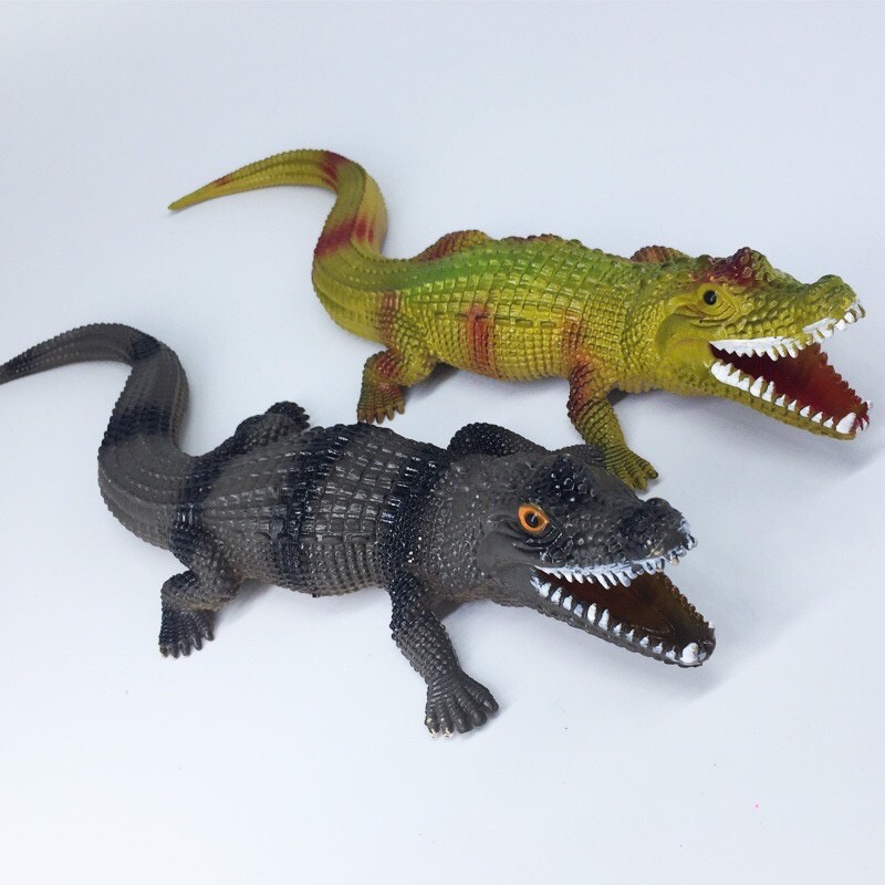 JLT Plastic Crocodile Toy(Random color) | Shopee Philippines