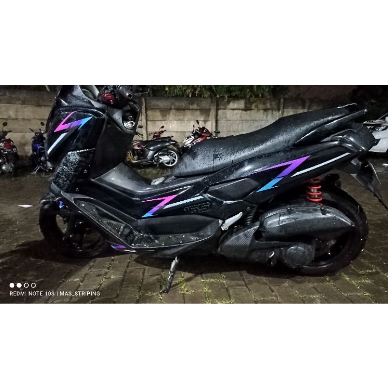 Striping sticker nmax old/new 155 Transparent custame v12 | Shopee ...