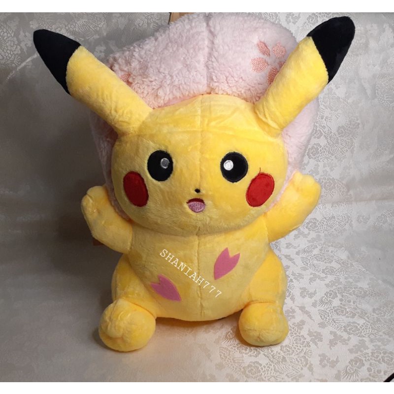 PIKACHU: Authentic POKEMON CENTER SAKURA AFRO Pokemon Yurutto Pikachu ...