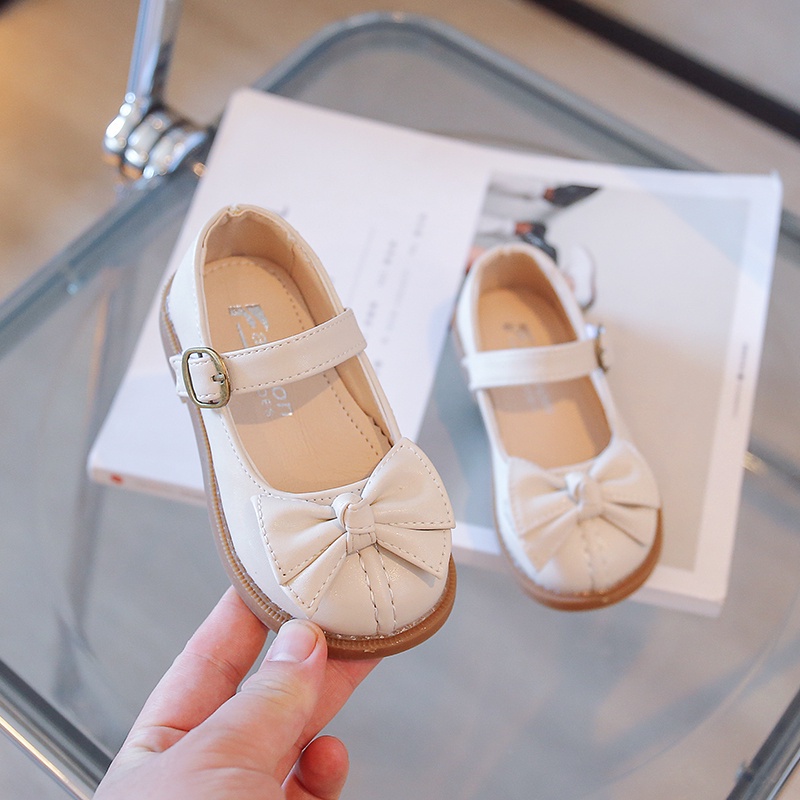 2-8 Years Old All-match Girls Leather Flat Shoes Anti-slippery Stylish ...