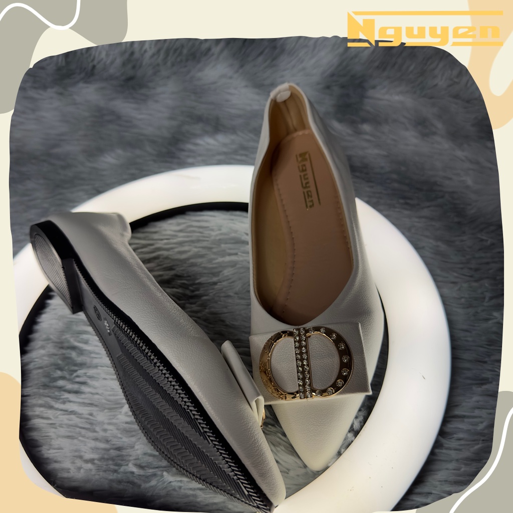 CD buckle fashion doll shoes 1-2 minutes high | Shopee Philippines