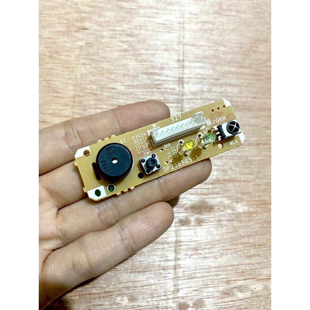 Daikin receiver circuit with 2 9-pin lights (good type) | Shopee ...