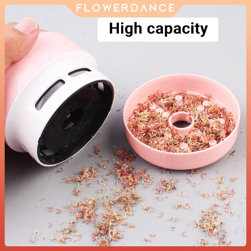 Cute Mini Desktop Vacuum Cleaner Rechargeable / Powered Portable Mini ...