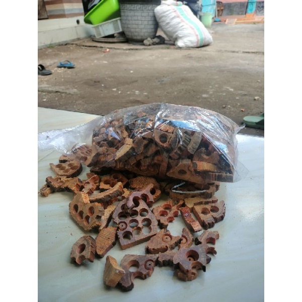 KAYU Agathis Agarwood 1kg Pack | Shopee Philippines