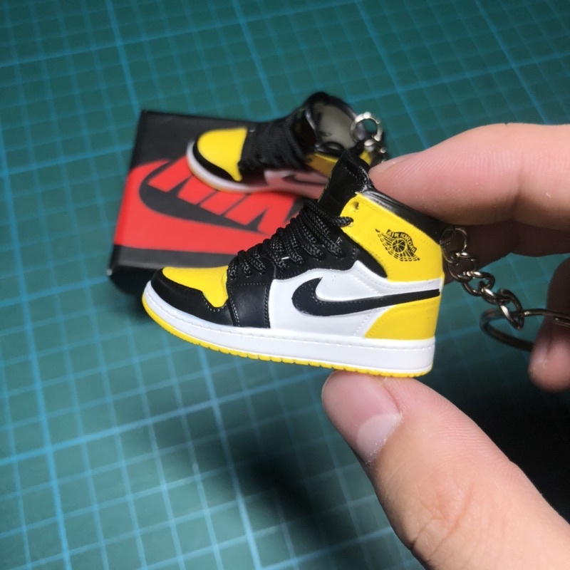 Jordan 1 High Taxi (Mini Keychains) | Shopee Philippines