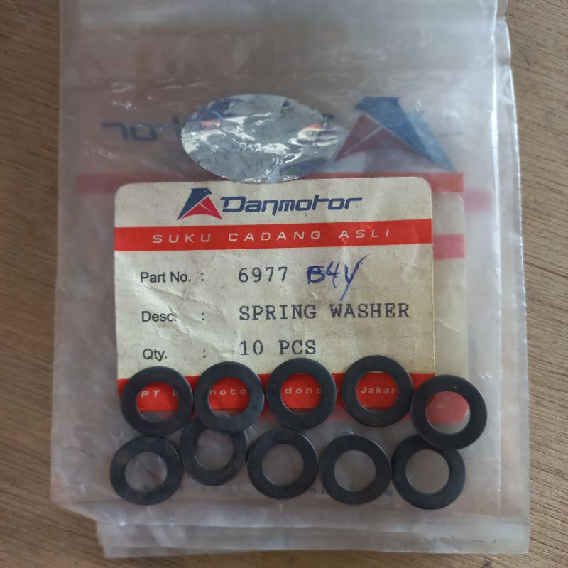 MESIN Ring 11 ring per 11 M7 ring wave 11 bolts original vespa ...