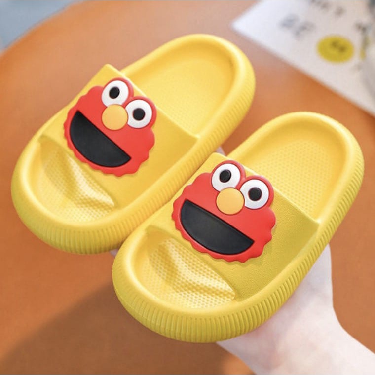 Elmo rubber viral slippers 22152 17 | Shopee Philippines