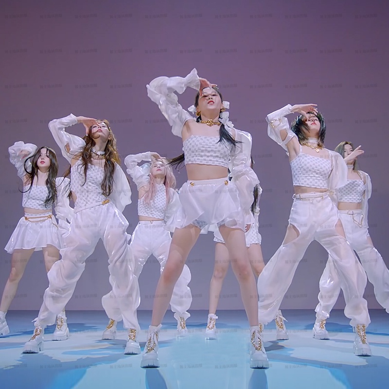 Nmixx Korean Girl Group Stage Performance Dance Dress Club Show Dancing ...