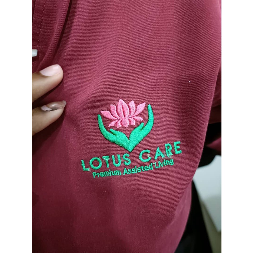 Customized Services Embroidery Name and Logo for Medical Scrub Suit ...
