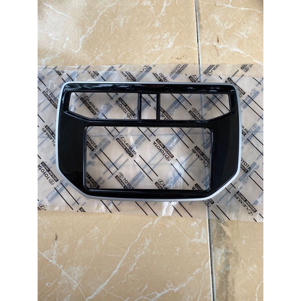 Panel tv head unit toyota rush terios 2018 up original | Shopee Philippines
