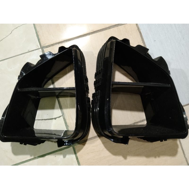 Mitsubishi Xpander original Headlamp Frame | Shopee Philippines