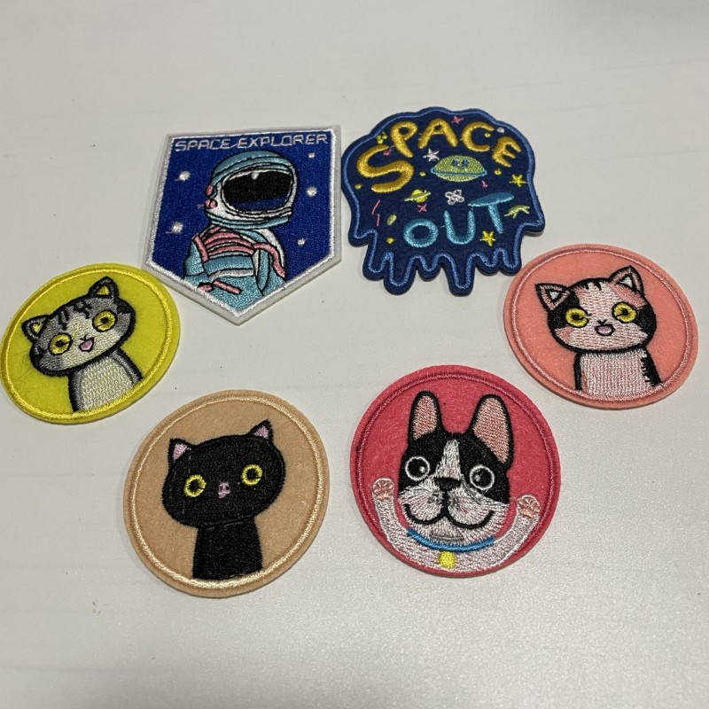 Space Cat Embroidered Badge Iron On Patches With Back Glue Decoration ...