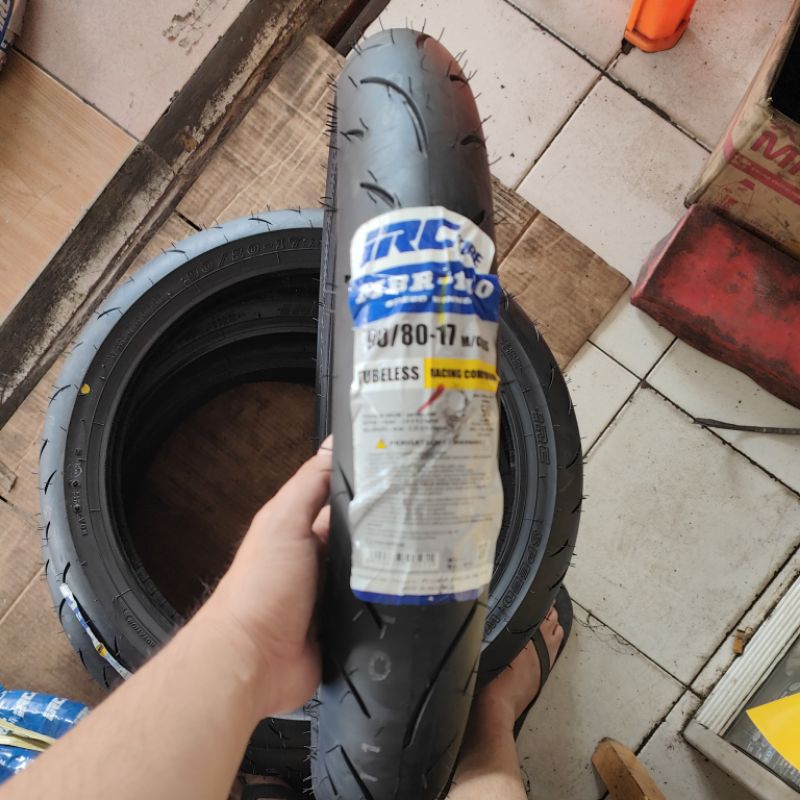 Irc tubeless outer tire 90/80-17 mbr 110 (racing compound) | Shopee ...