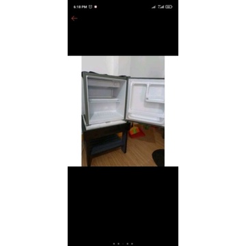 Ref stand with varnish 45x50x53cm Note picture for reference only ...