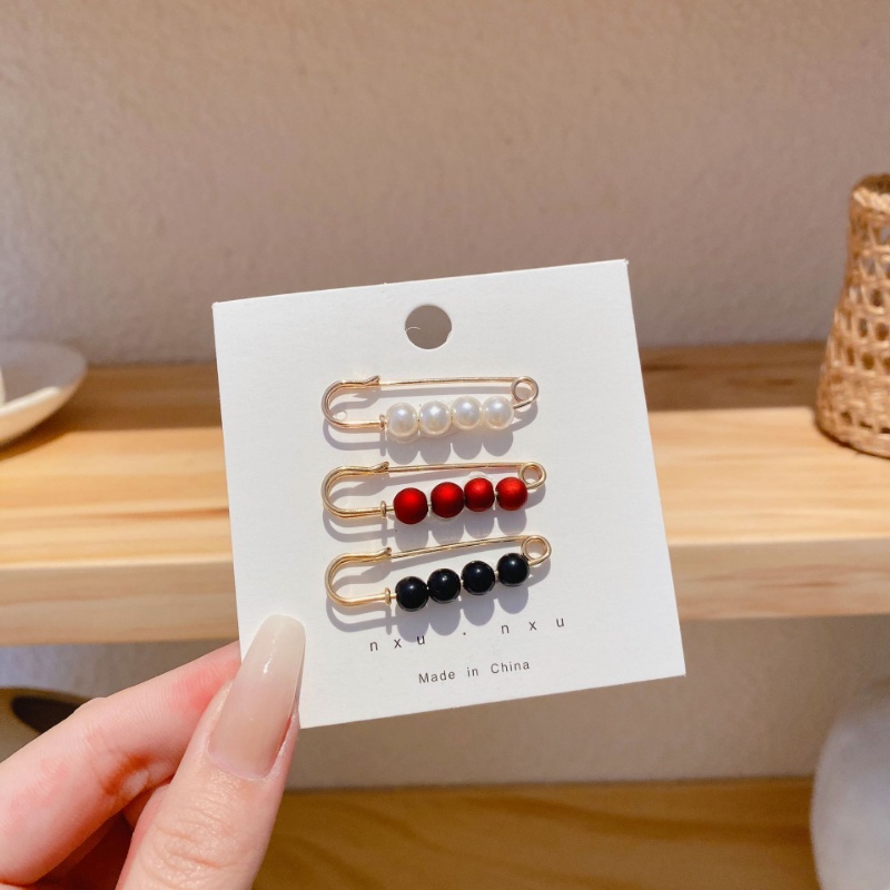 Korean Fashion Anti-glare Buckle Brooch Fixed Clothes Change Small ... Korean Fashion Anti-glare Buckle Brooch Fixed Clothes Change Small ...