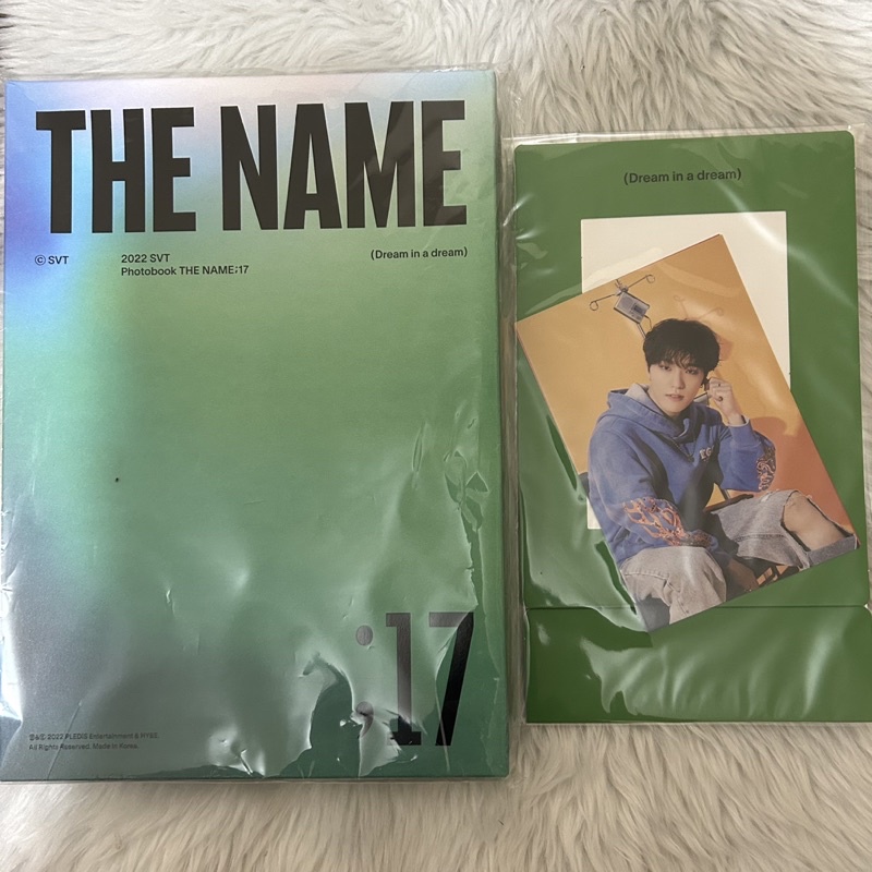 KPOP MERCH BOX ( RANDOM ) | Shopee Philippines