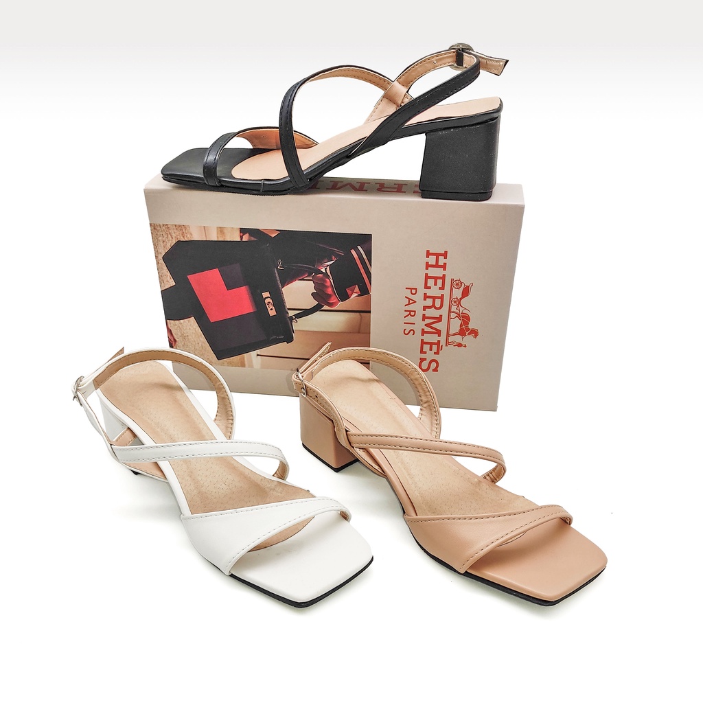 R&A802 2-Inch Square Toe with Diagonal Toe Straps and Buckled Ankle ...