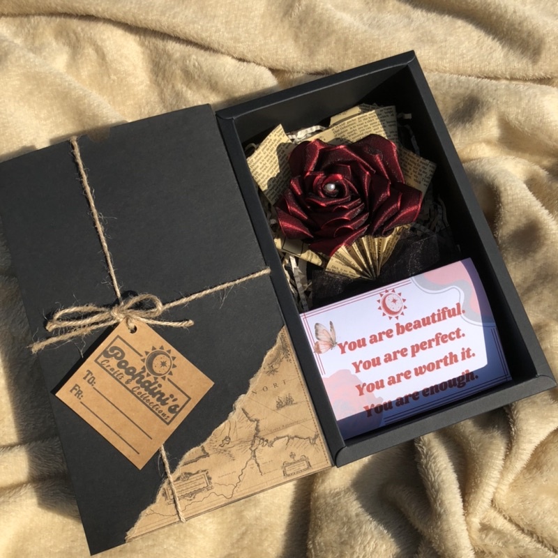 La Vie En Rose Box/ Satin silk Flower Bouquet (Monthsary, anniv ...