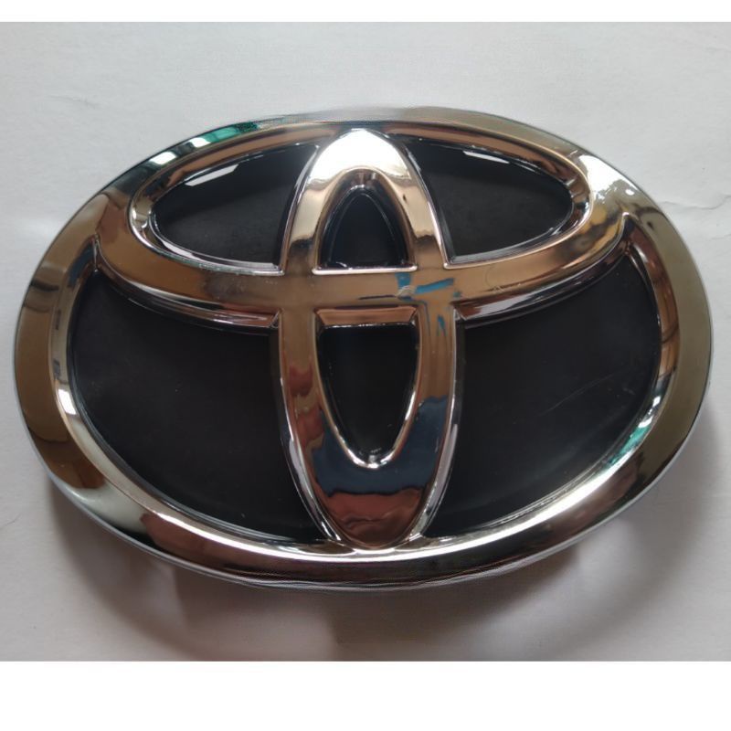 Old Toyota Fortuner Logo Emblem 2005-2015 | Shopee Philippines
