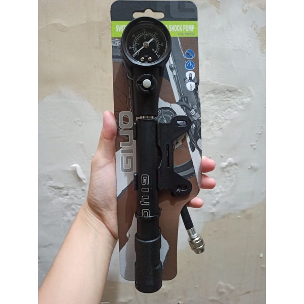 Pump 2 IN 1 SUSPENSION SHOCK AND TIRE GIYO GS-41E (300PSI/100PSI ...