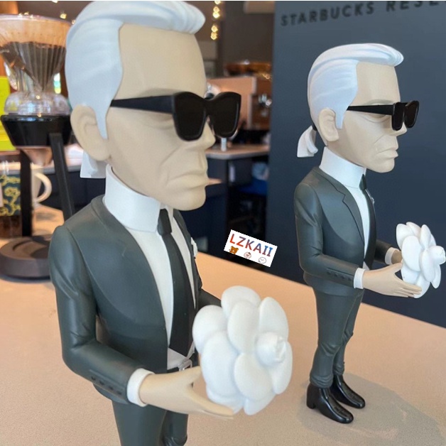 Karl Lagerfeld Chane1 Fend1 Erling Haaland MUFC Cristiano Ronaldo ...
